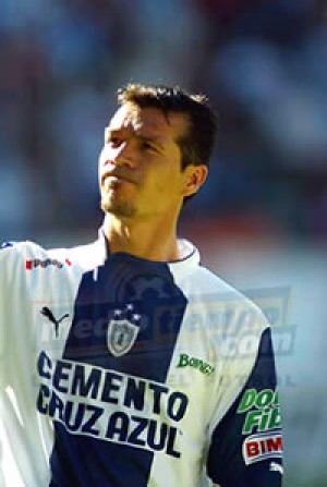 Atlas es víctima de tres goles de Borgetti y se estanca en el fondo de ...