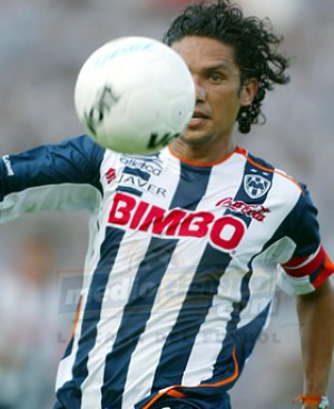 Estaría listo el 'Cabrito' Arellano para jugar la vuelta ante Cruz Azul