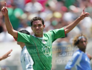 Feliz 'Jerry' por su gol... Satisfecho Lavolpe con el equipo