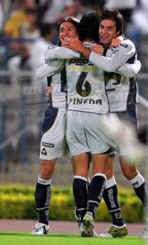 Pumas 5-0 DC United... Los felinos por su boleto a Japón