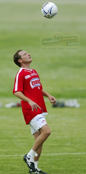 Fabián Peña considera como un reto el llegar al América