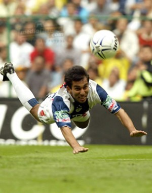 Nelson Cuevas no jugará la Final con Pachuca, se va con Paraguay