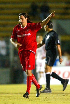 Ariel Rosada podría dejar al Toluca