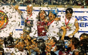 Arsenal 1(4)-2(4) América... La hombrada fue del Arsenal