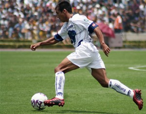 Pide Ismael Íñiguez que no agredan a las porras universitarias