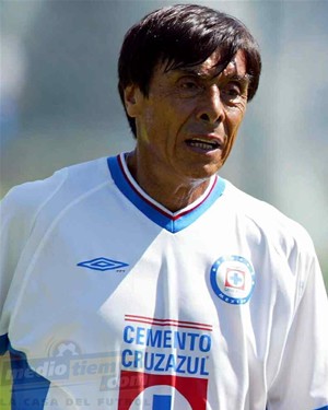 Rinde institución celeste homenaje a Horacio López Salgado