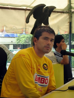 Ismael Rodríguez pone un plazo para jugar o se va