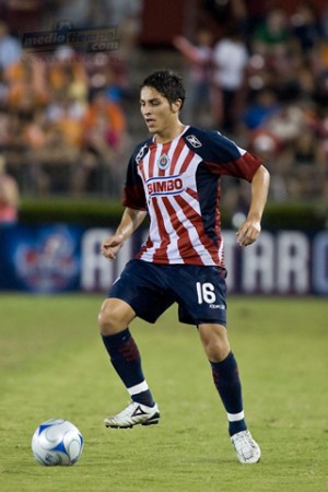 'Tepa' Solís preocupado por el paso de Chivas