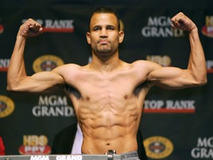 Boxeador puertorriqueño Morel sale de prisión