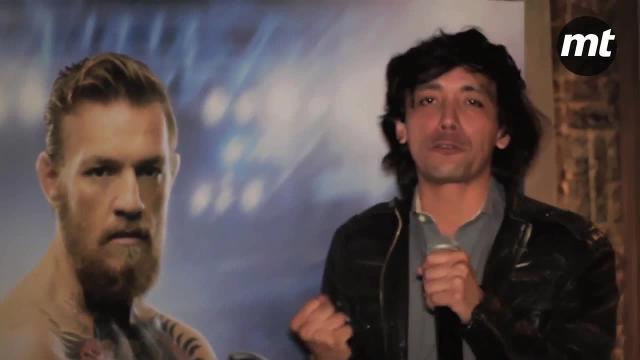 Charly Fox estuvo en la presentación del UFC2