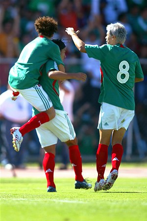 México 2 - 3 Guatemala