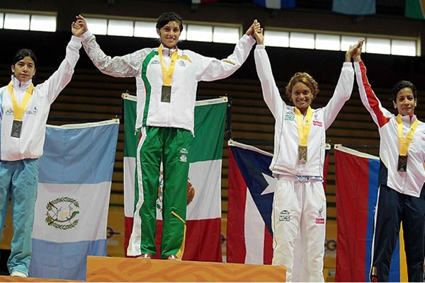 Itzel Manjarrez remontó y logró Oro en TKD