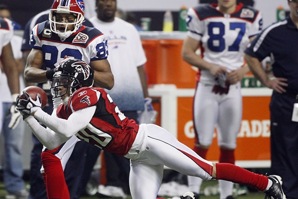 Atlanta 31, Bills 3; Ryan sumó tres pases para touchdown