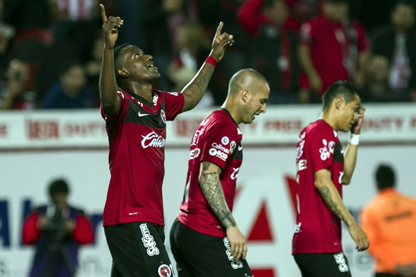 Tijuana 2-0 Chivas... Perro ovejero