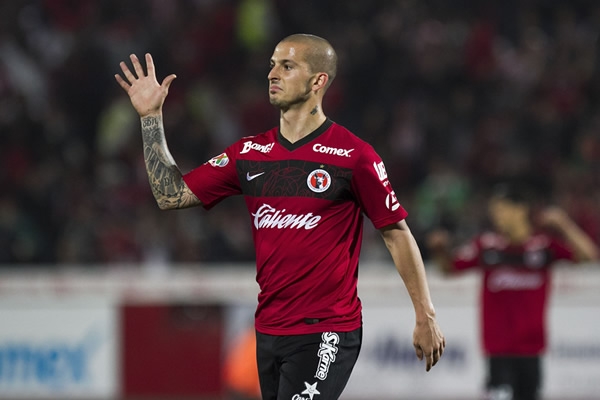 Tijuana 2-0 Chivas... Perro ovejero | Mediotiempo