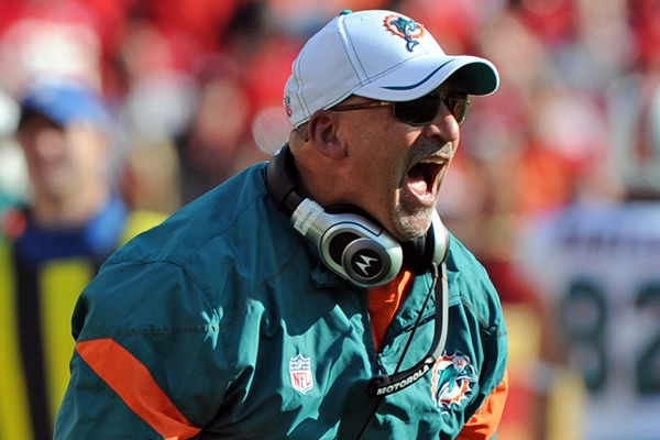 Dolphins de Miami despidieron a coach Tony Sparano
