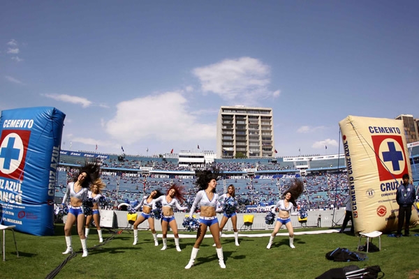 Cruz Azul 5-2 Estudiantes... Horizonte azul