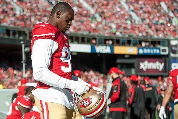 Los 49ers cortaron al problemático Aldon Smith