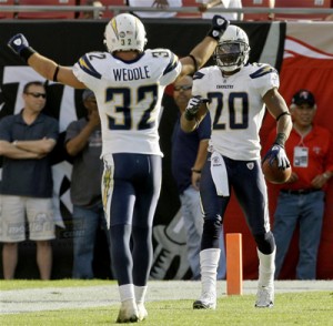 Chargers 41, Buccaneers 24; con cuatro pases de TD de Rivers