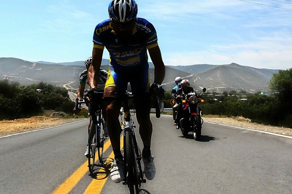 Boliviano, mexicano y español llenan el podio en etapa de la Vuelta a ...