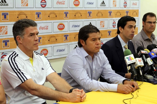 Daniel Guzmán será DT de Tigres todo el 2010