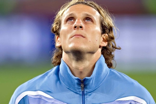 Diego Forlán inicia sus vacaciones tras la clasificación europea del ...