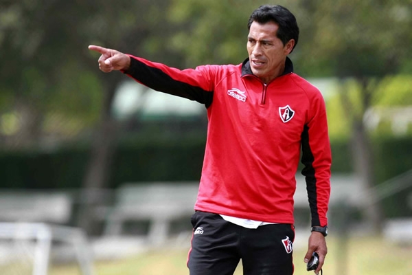 Pide Galindo atención con ‘Kikín' y ‘Hobbit’