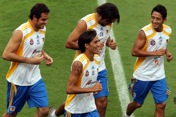 Queremos calificar: Lucas Lobos