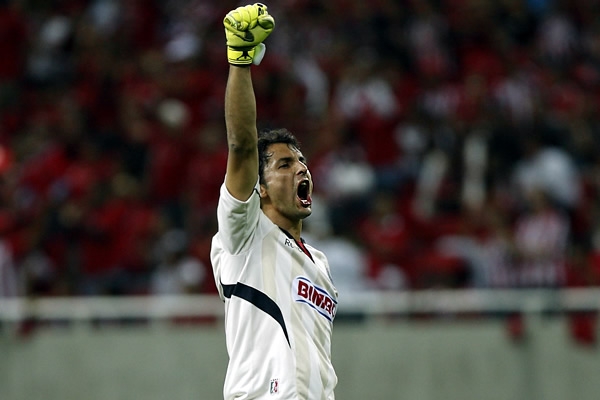 El meta Luis Michel, feliz por ser parte de la historia