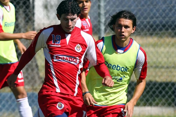 Jonny Magallón estará ante Bosnia