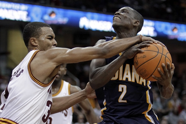 Pacers propinan a Cavaliers su derrota 22 al hilo: Resumen NBA