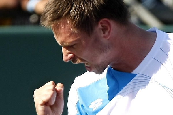 Debutó Soderling con éxito en Roland Garros