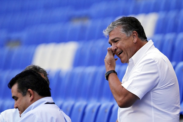Héctor Miguel Zelada visitó al América en Querétaro