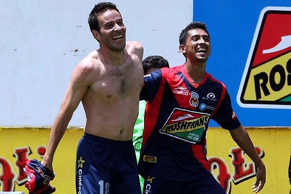 La competencia en el equipo ayuda a elevar el nivel: Aldrete