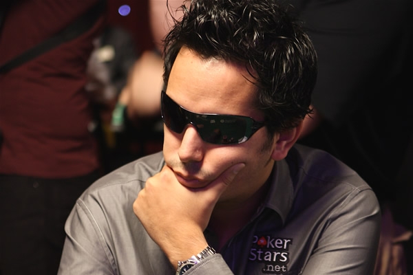 Ángel Guillén avanza a la segunda ronda del PCA 2010