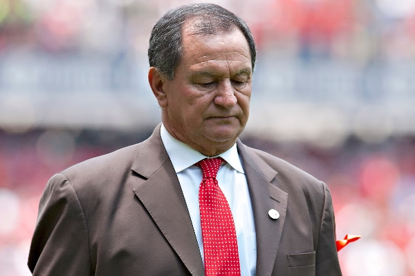 Insinúa Enrique Meza su salida de Toluca