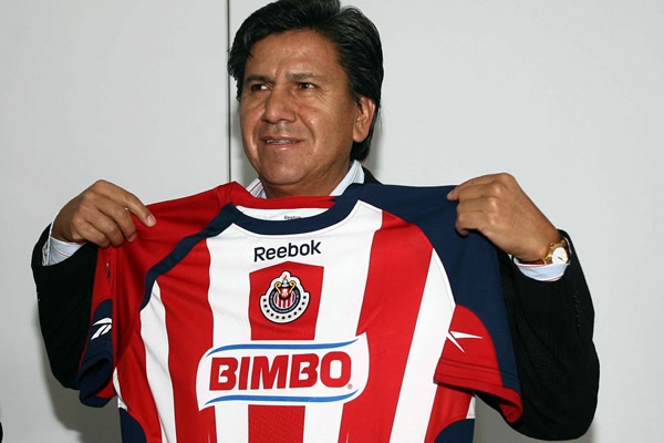 Presentaron a Raúl Arias como nuevo DT de Chivas