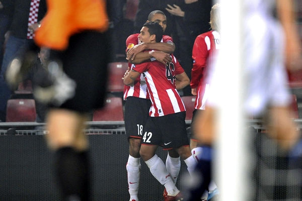 El 'Maza' y Salcido jugaron en victoria del PSV Eindhoven