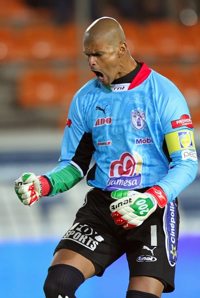 Pachuca 3-0 Estudiantes... Victoria de los Tuzos