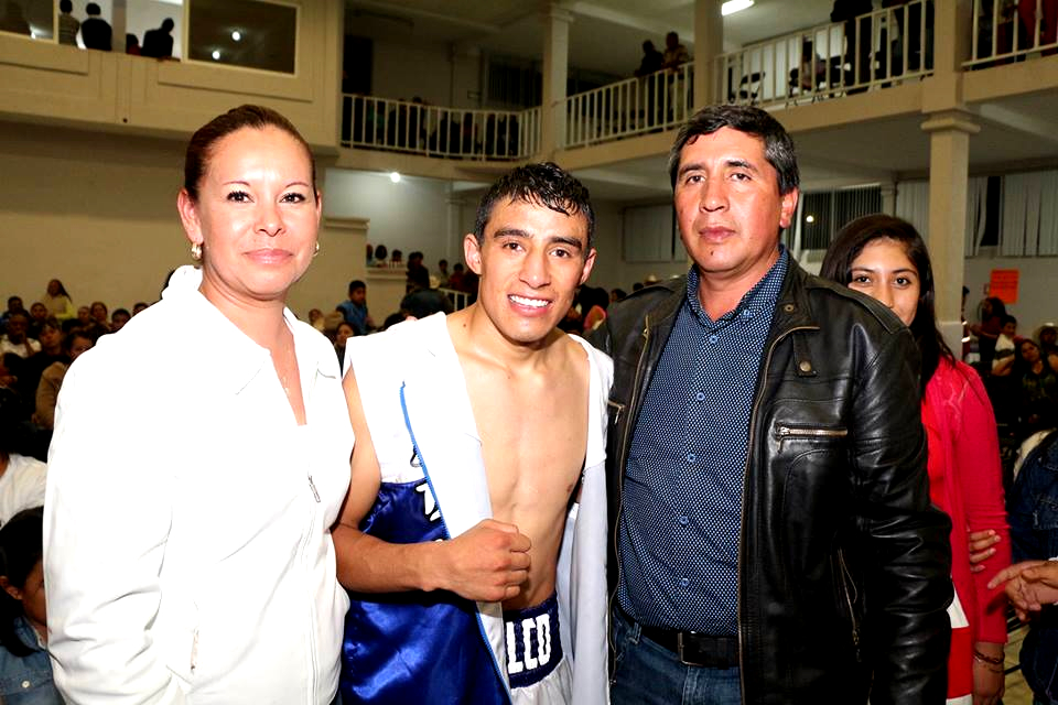 Sin escuchar o hablar, Gerardo Castillo siente el boxeo