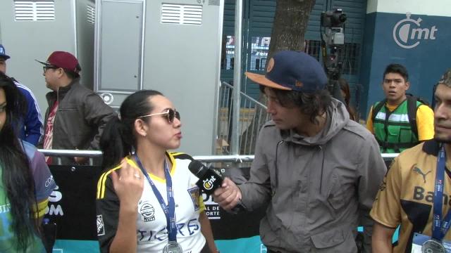 Charly fox en la Carrera de la Liga MX