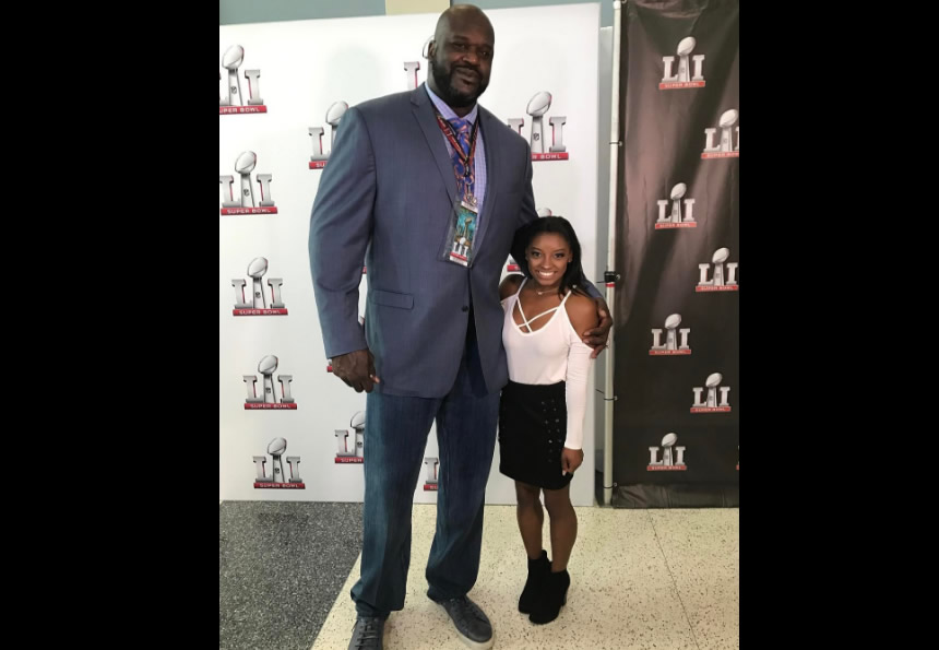 Shaq y Simone Biles, dos campeones en el SB LI