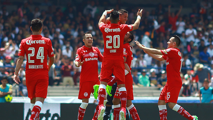 Toluca recuperó liderato en CU; Pumas arriesgó zona de Liguilla