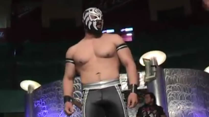 Se volvió a aparecer una “sombra” en el CMLL