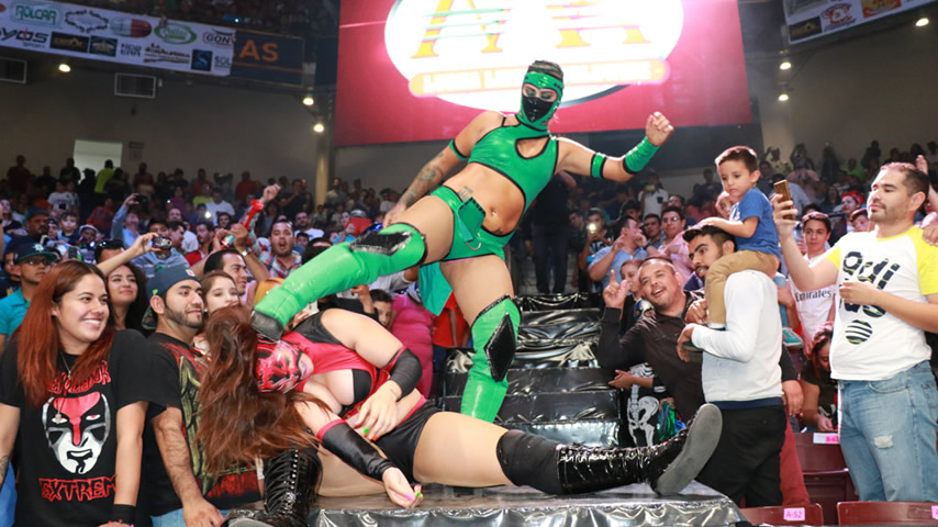 Lady Shani buscará el Reina de Reinas en Triplemanía XXV