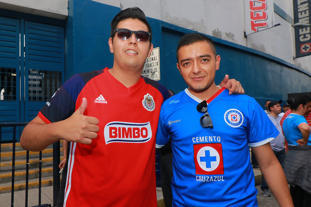 El Azul fue rojiblanco pero el campeón no pudo ante la Máquina| Mediotiempo