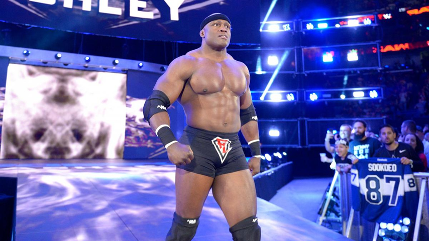 Las luchas de ensueño de Bobby Lashley son contra The Rock y Kurt Angle