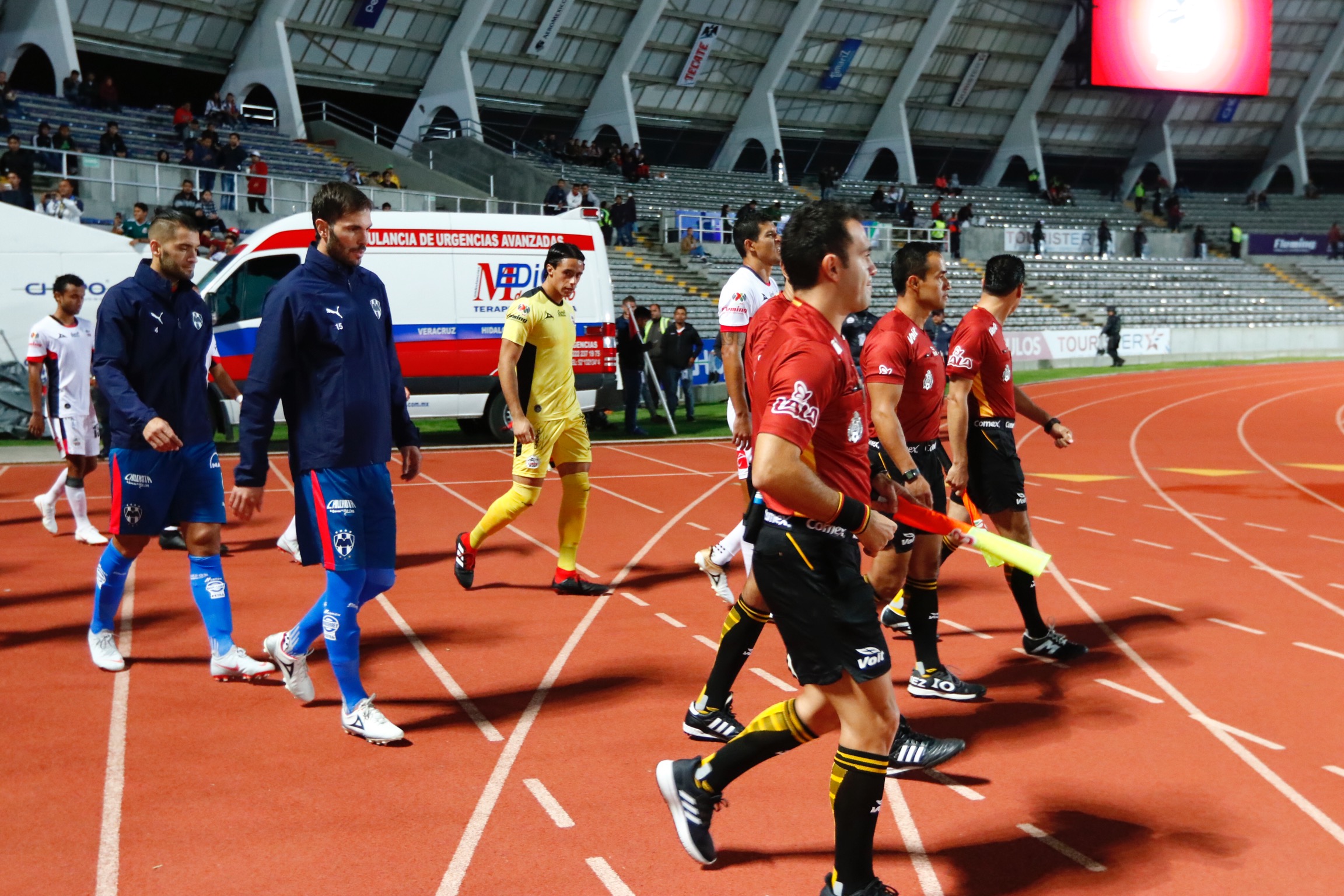 Nico Sánchez apagó el aullido de Lobos en casa| Mediotiempo