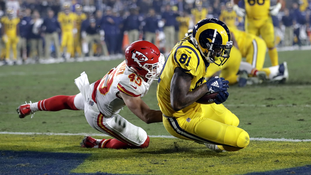 Chiefs 51-54 Rams; el partidazo de leyenda que nunca llegó a México