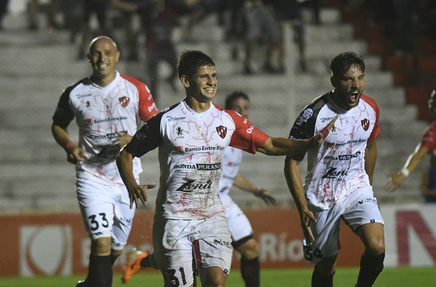 Atlas: uruguayo Facundo Barceló, muy cerca de reforzar a los Zorros